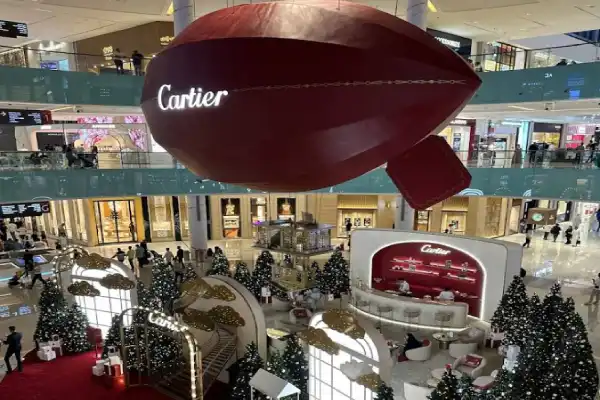 Cartier pop-up coffee shop - Coffee Shop Arcade