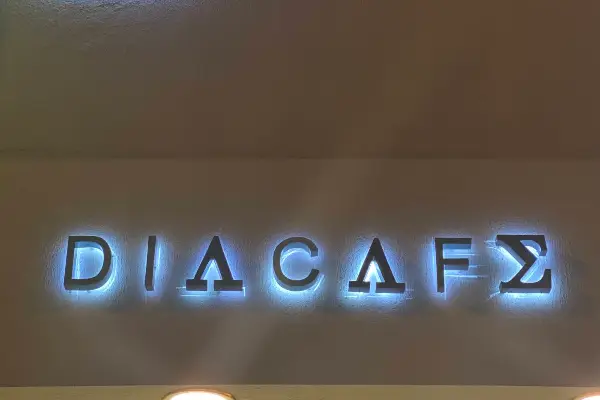 DIA CAFE - Coffee Shop Arcade