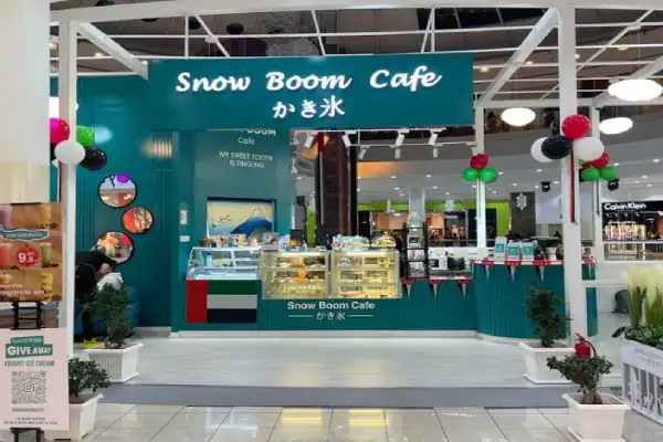 Snow Boom Cafe - Coffee Shop Arcade