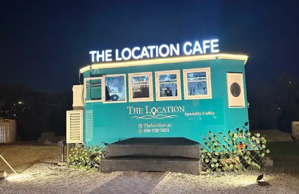 The location cafe - Coffee Shop Arcade