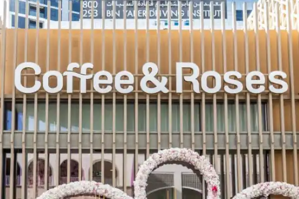 Coffee and Roses - Coffee Shop Arcade